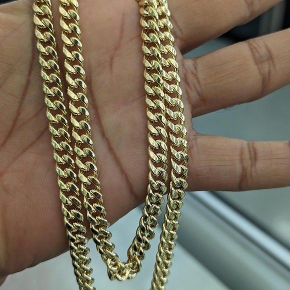 Unbrand | Accessories | 4kt Real Gold Miami Cuban Style Chain 67mm 26 ...